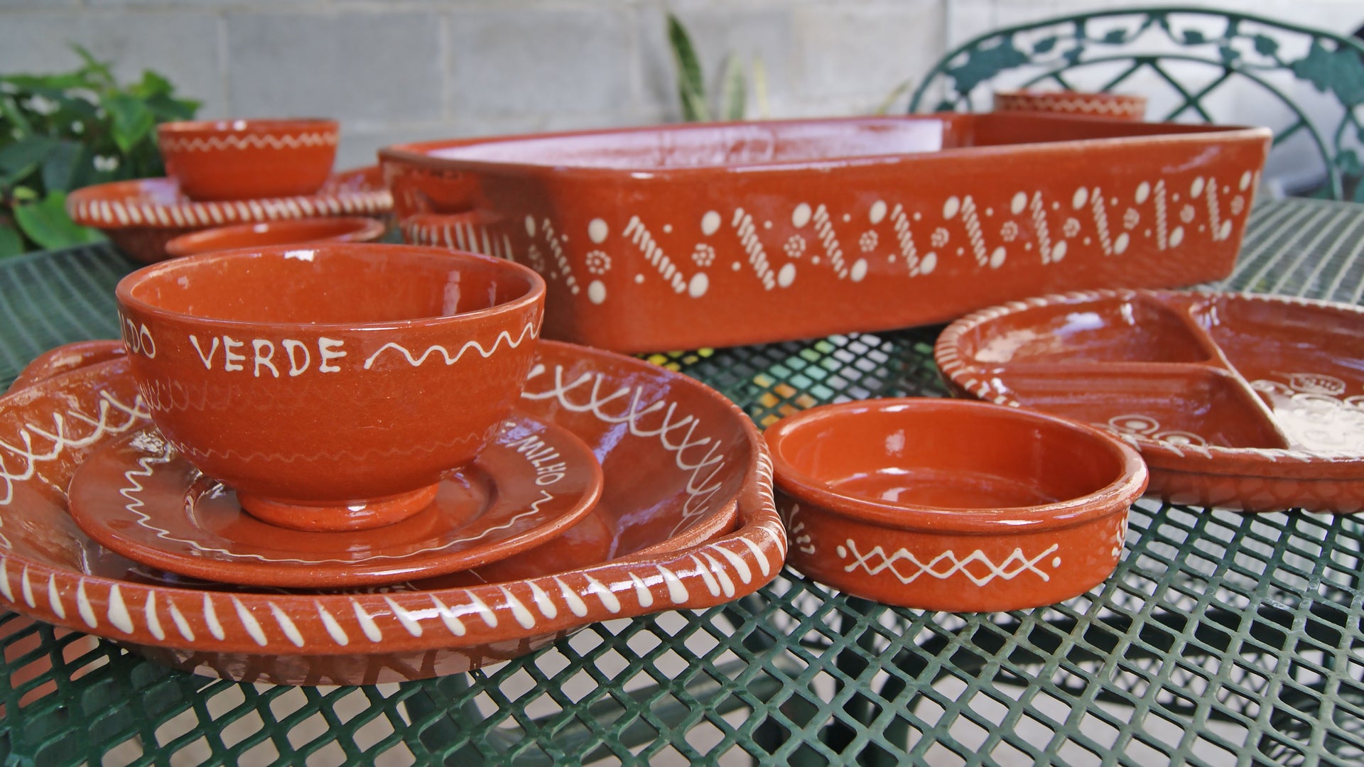 Large Traditional Portuguese Pottery Terracotta Clay Sausage Roaster ...